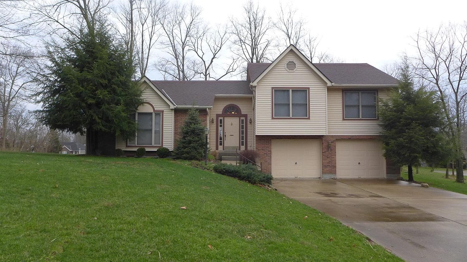 1111 Lucerne Ln, Lawrenceburg, IN 47025 | Zillow