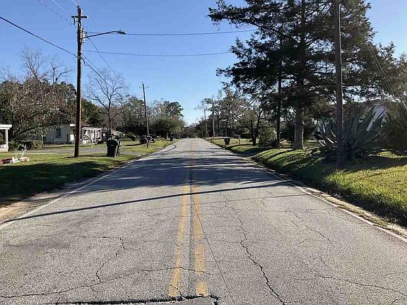 220 Baggs Ave SE, Pelham, GA 31779 | Zillow