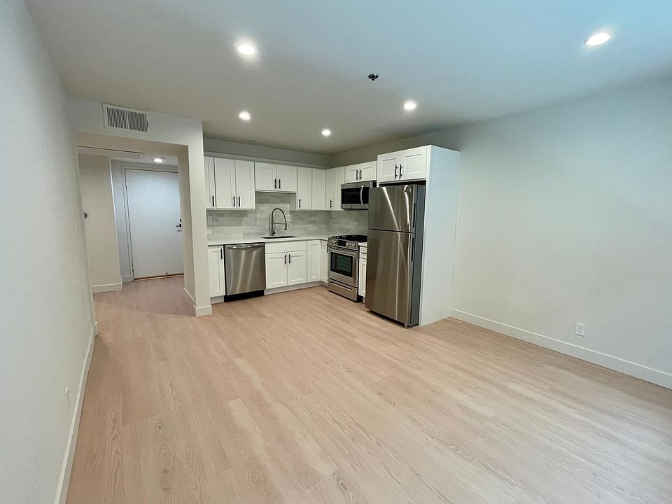 686 S Ardmore Ave Los Angeles, CA, 90005 - Apartments for Rent | Zillow