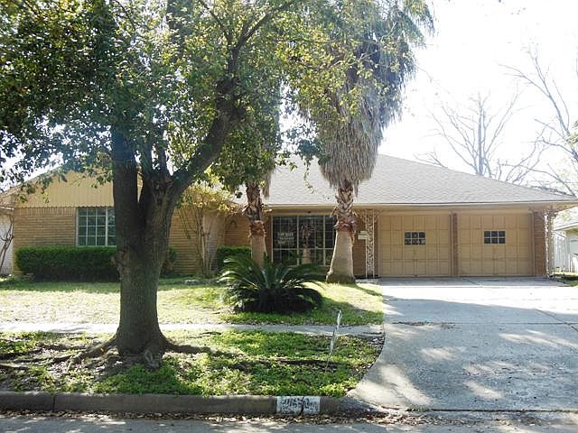 8650 Ruthby St, Houston, TX 77061 | Zillow