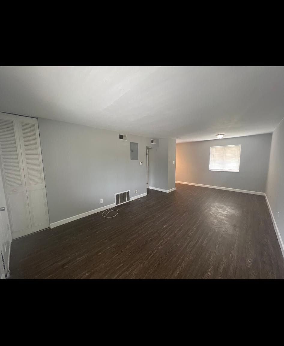 757 Chamberlain Pl #1, Saint Louis, MO 63119 | Zillow