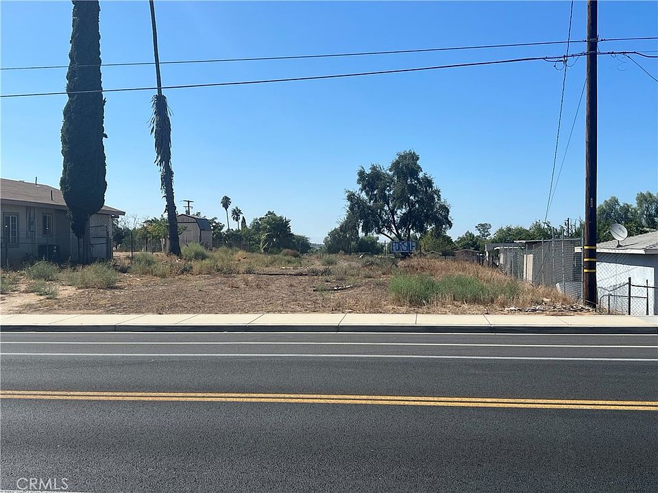 13611 Elsworth St #11, Moreno Valley, CA 92553 | MLS #IV25260633 | Zillow