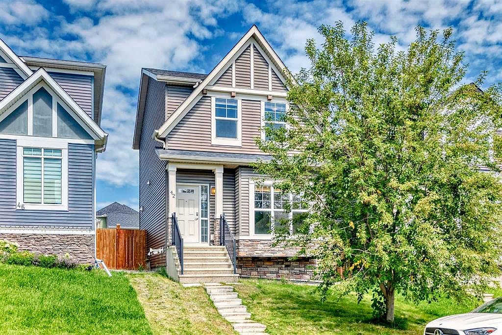 42 S Nolanfield Ter NW, Calgary, AB T3R 0M5 | MLS #A2247467 | Zillow