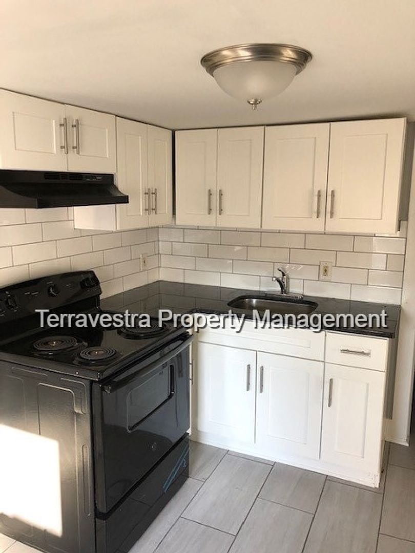 208-210 E Oak Rd #208-A, Millville, NJ 08332 | Zillow