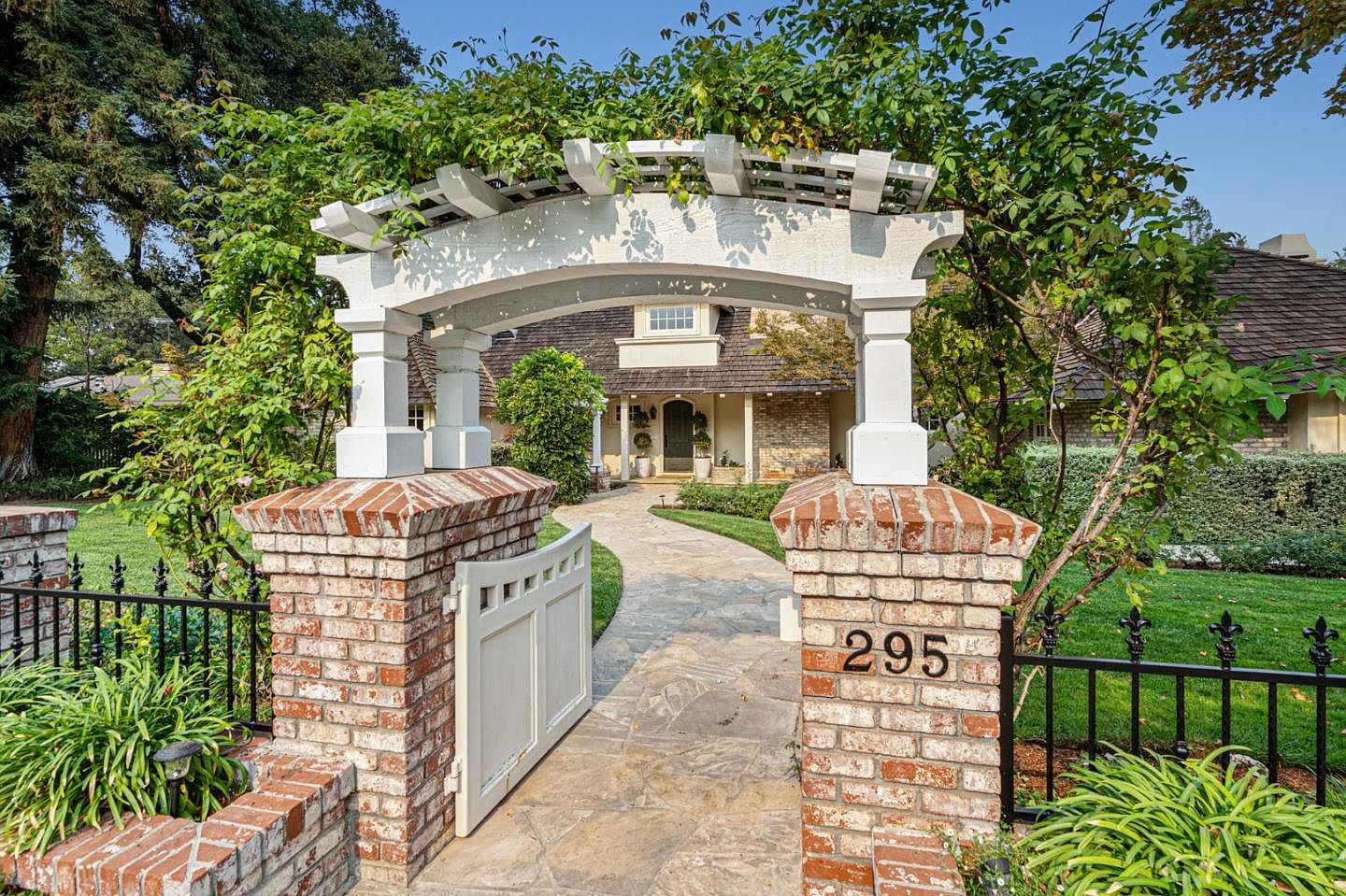 295 Covington Rd, Los Altos, CA 94024 | Zillow