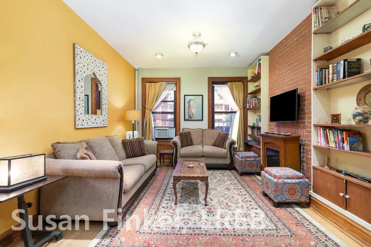 174 West 89th Street #2D in Upper West Side, Manhattan | StreetEasy