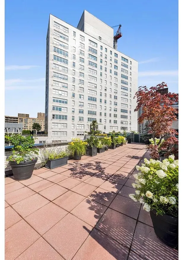 155 West 68th Street #518 in Lincoln Square, Manhattan | StreetEasy