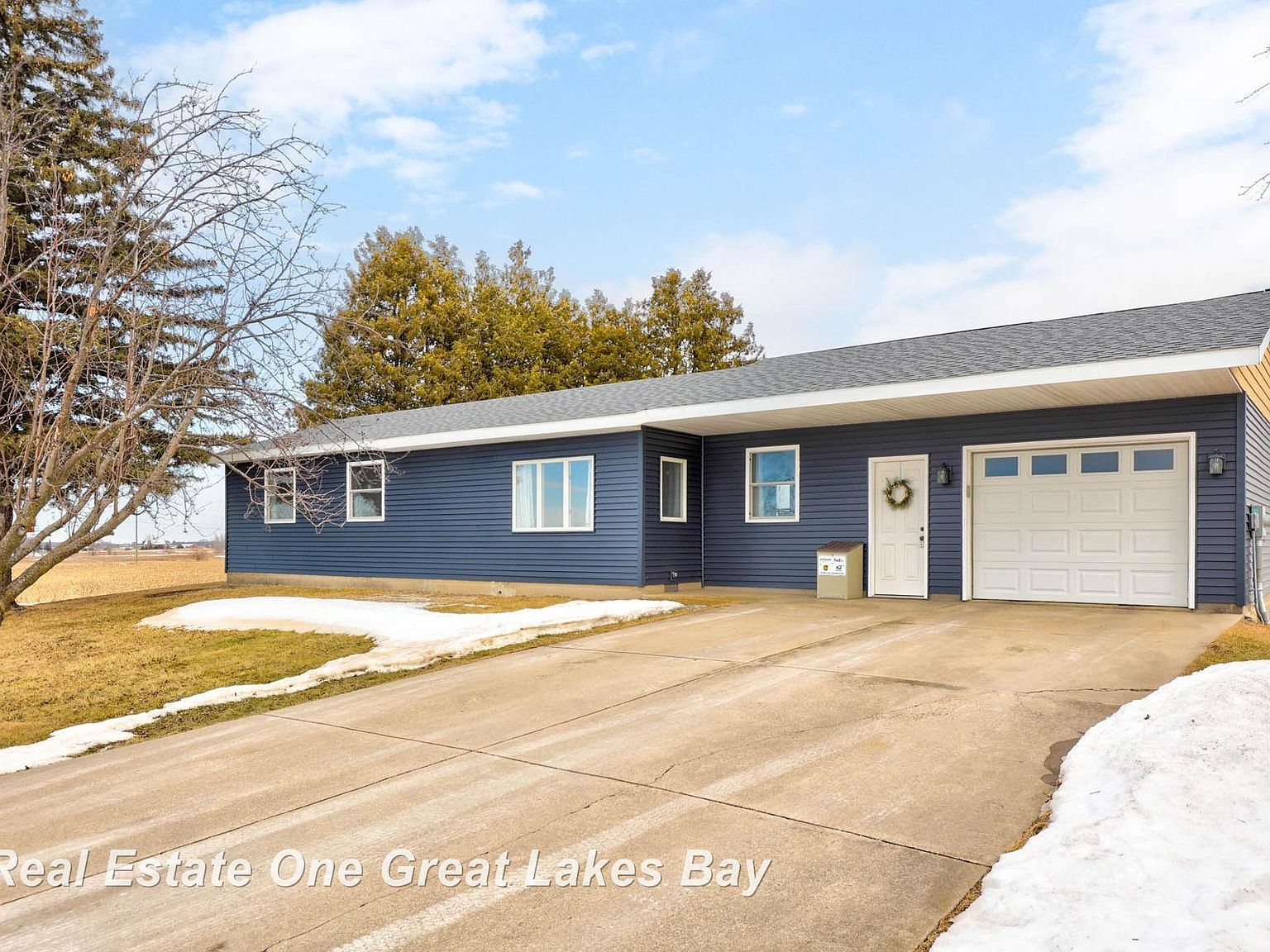 2720 Colwood Rd, Caro, MI 48723 | Zillow