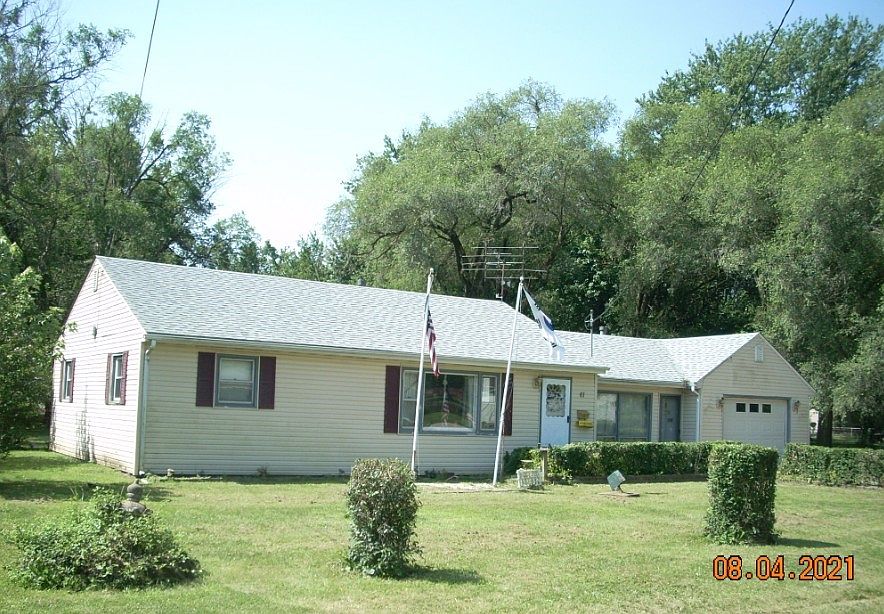 61 Corman Ct, Decatur, IL 62521 | Zillow