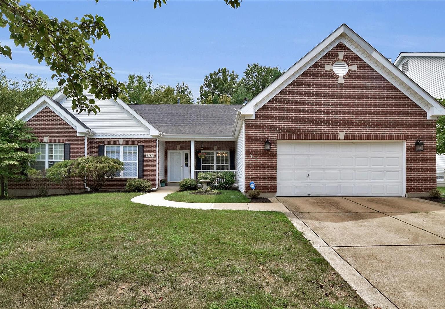 1185 Nooning Tree Dr, Chesterfield, MO 63017 | Zillow