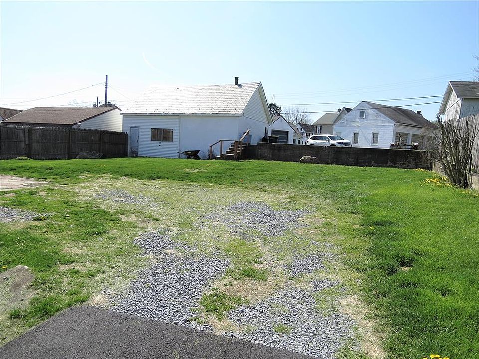 4435 Main St, Whitehall, PA 18052 | Zillow