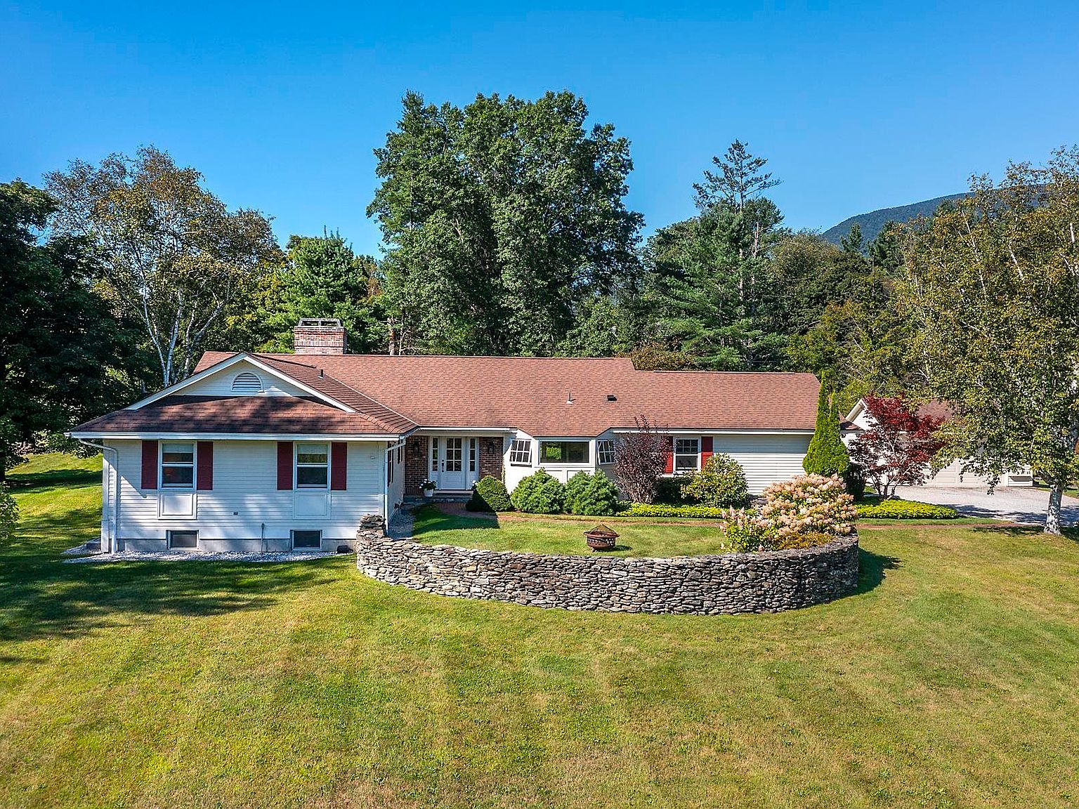 693 Longview Drive, Manchester, VT 05254 | MLS #5040839 | Zillow