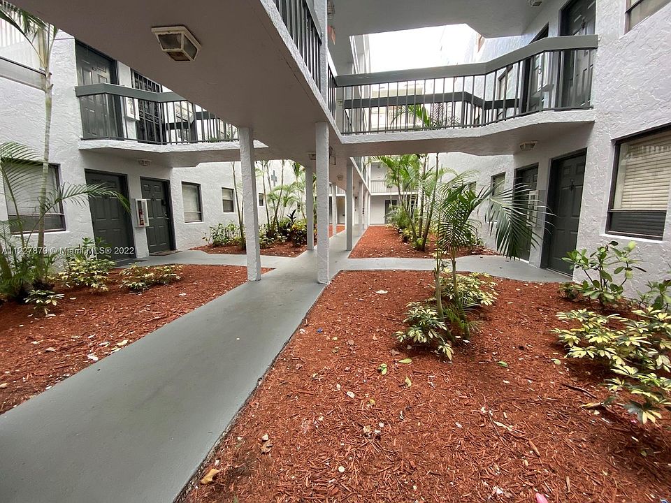 Presidential Golfview Condominiums - West Palm Beach, FL | Zillow