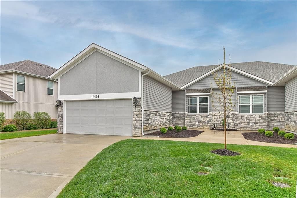 16426 Blair St, Gardner, KS 66030 | Zillow