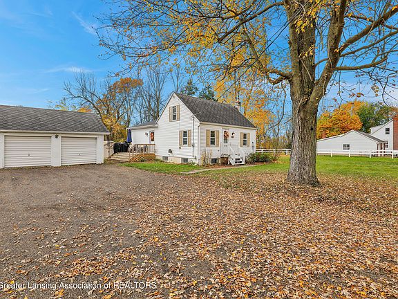 9393 W Grand River Hwy, Grand Ledge, MI 48837 | Zillow