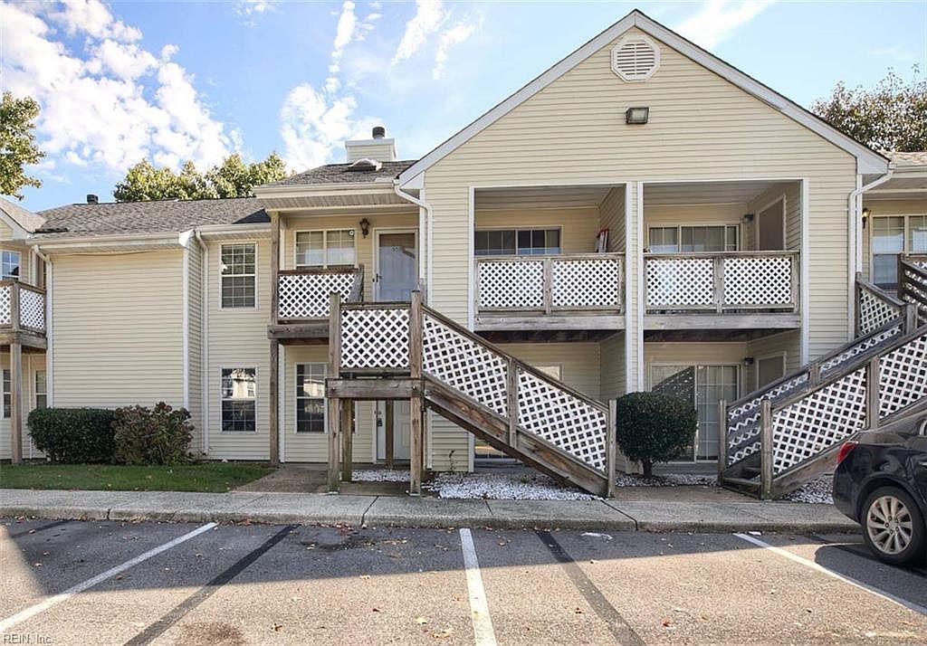 46 Emeraude Plage #B, Hampton, VA 23666 | Zillow