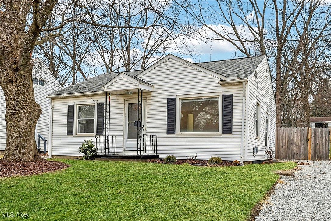 669 Evans Ave, Akron, OH 44310 | Zillow