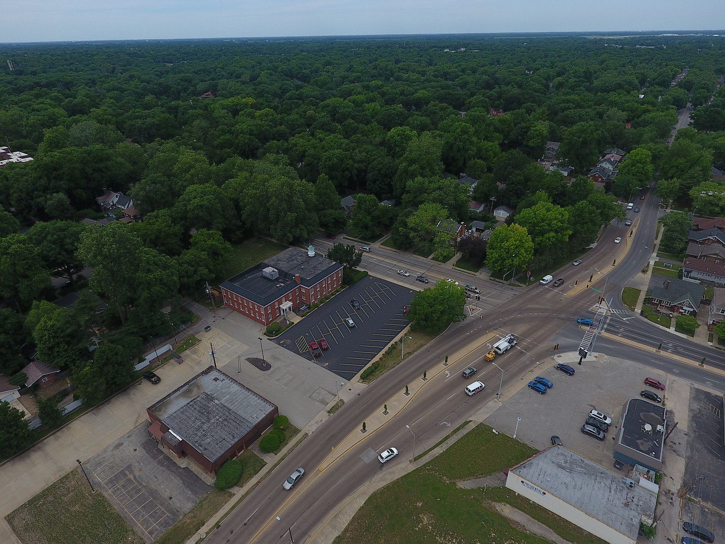 1028 S Grand Ave, Springfield, IL 62702 | MLS #11757517 | Zillow