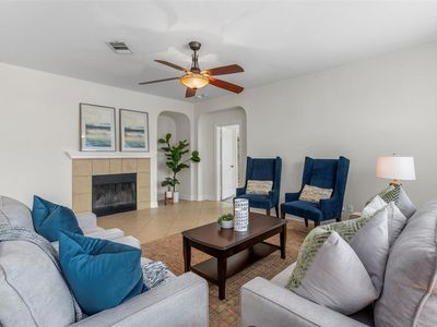 616 Autumn Sage Way, Pflugerville, TX 78660 | MLS #3669886 | Zillow