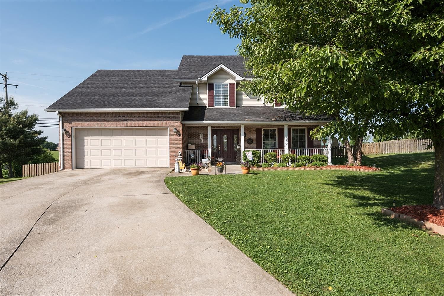 418 Hanover Ct, Winchester, KY 40391 | Zillow