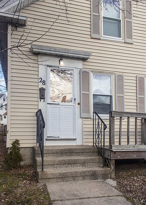 28 S Main St, Milford, MA 01757 | Zillow