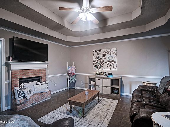 732 Tatum Dr, Florence, MS 39073 | Zillow