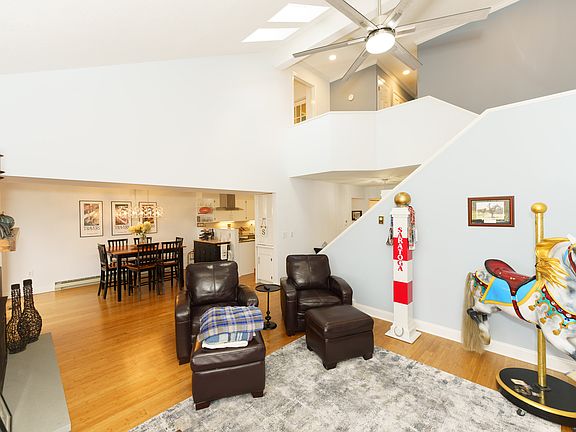 11 Collins Ter #11, Saratoga Springs, NY 12866 | Zillow