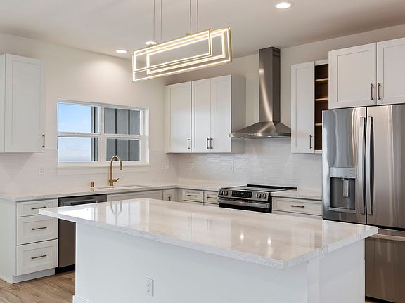 21 Oliona St, Makawao, HI 96768 | Zillow