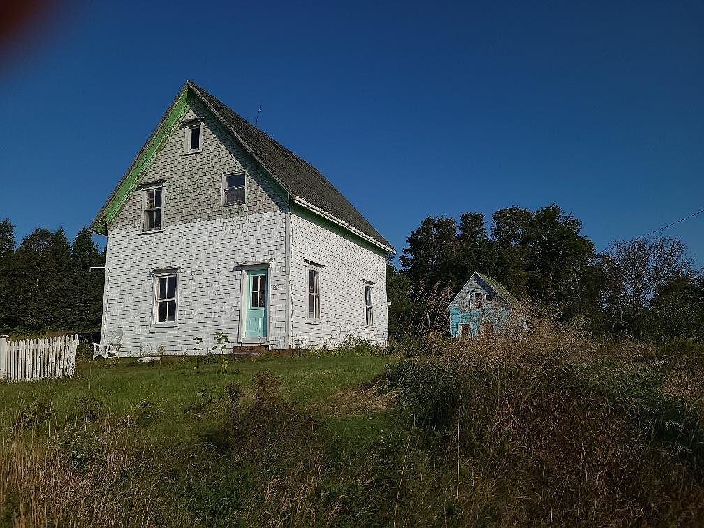582 Long River Rd, Grenville Parish, PE C0B 1M0 | MLS #202422085 | Zillow