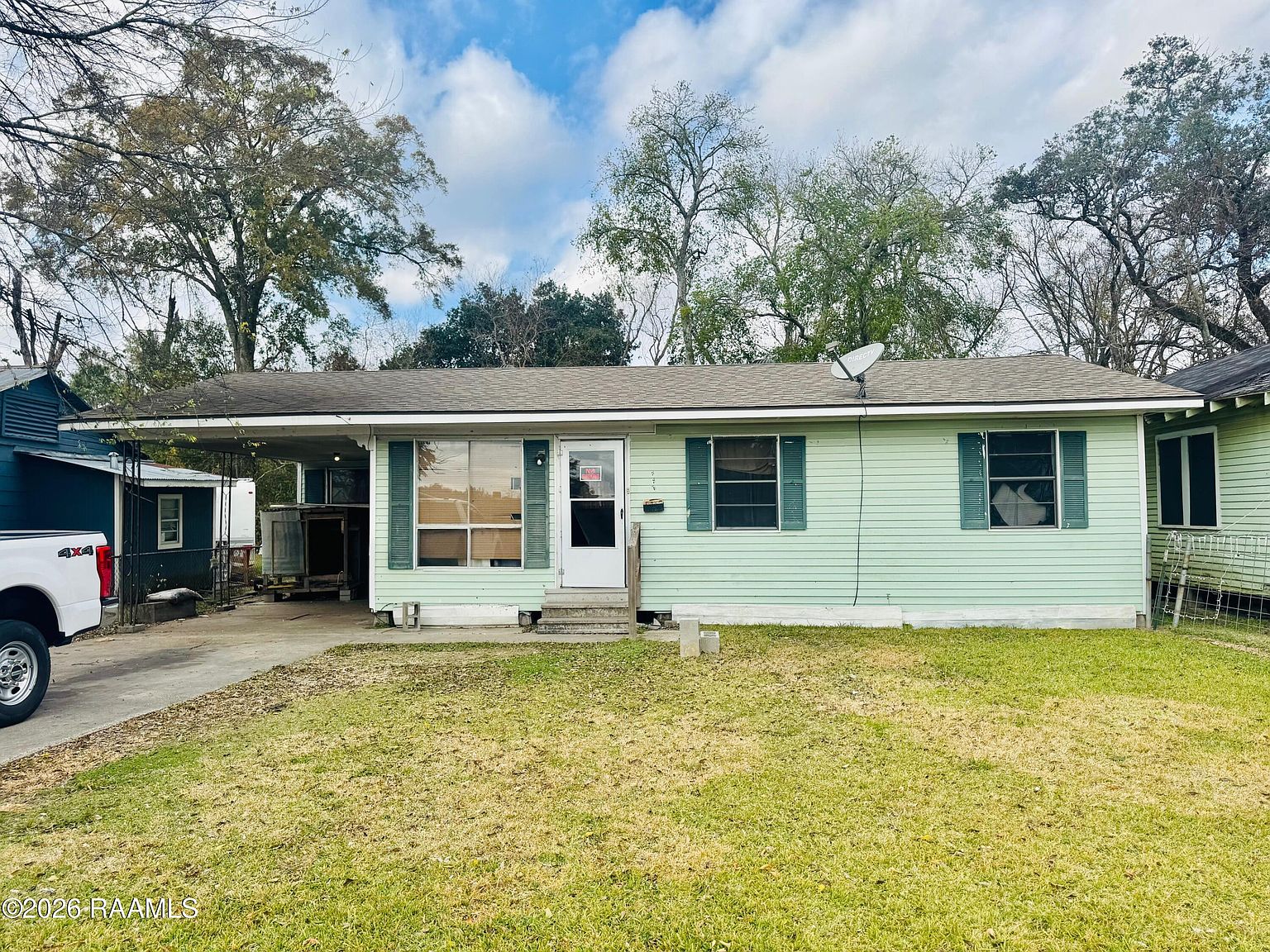 860 Landry St, Breaux Bridge, LA 70517 | MLS #2500006840 | Zillow
