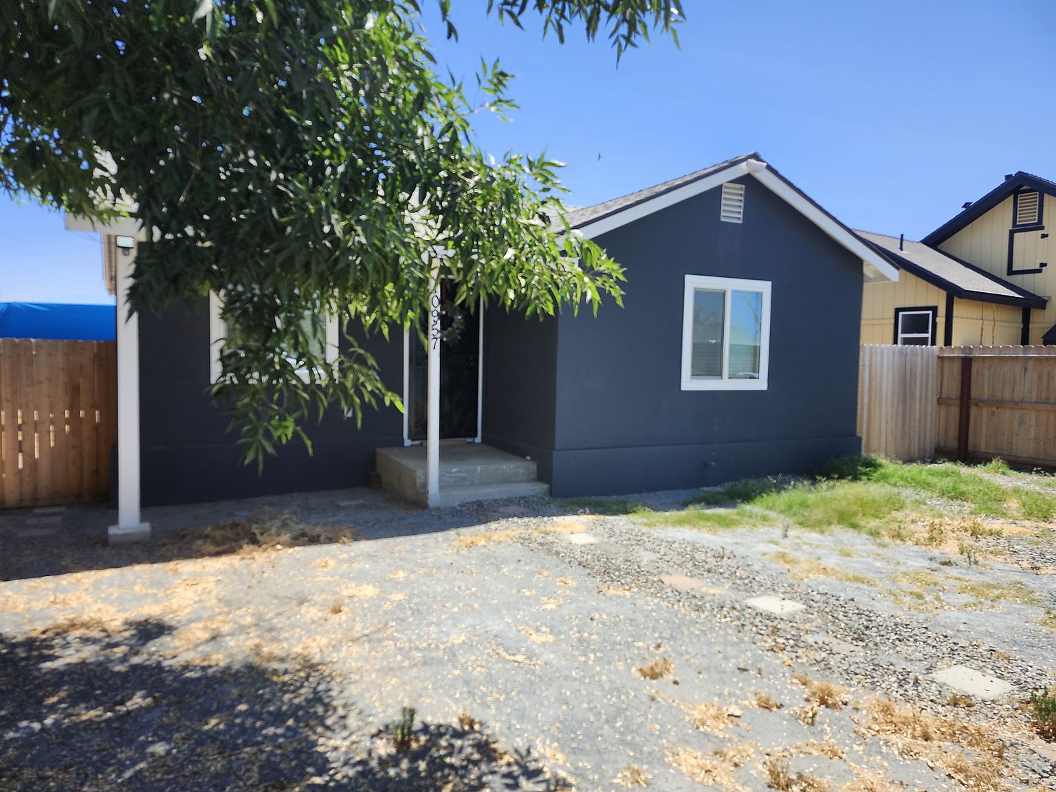 10957 Cedar St, Armona, CA 93202 | Zillow