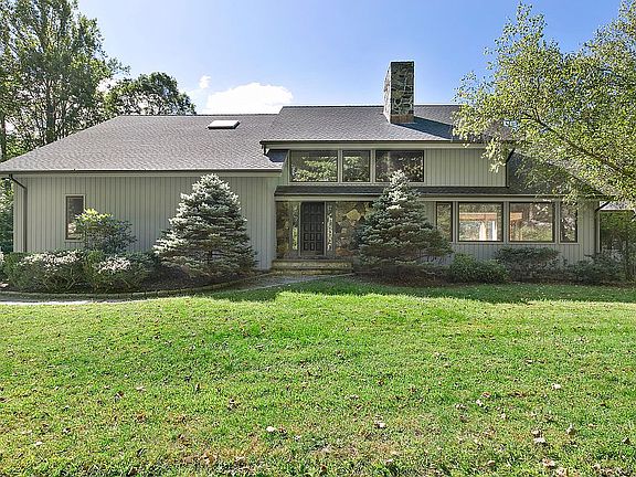 26 Horseshoe Hill Rd, Pound Ridge, NY 10576 | Zillow