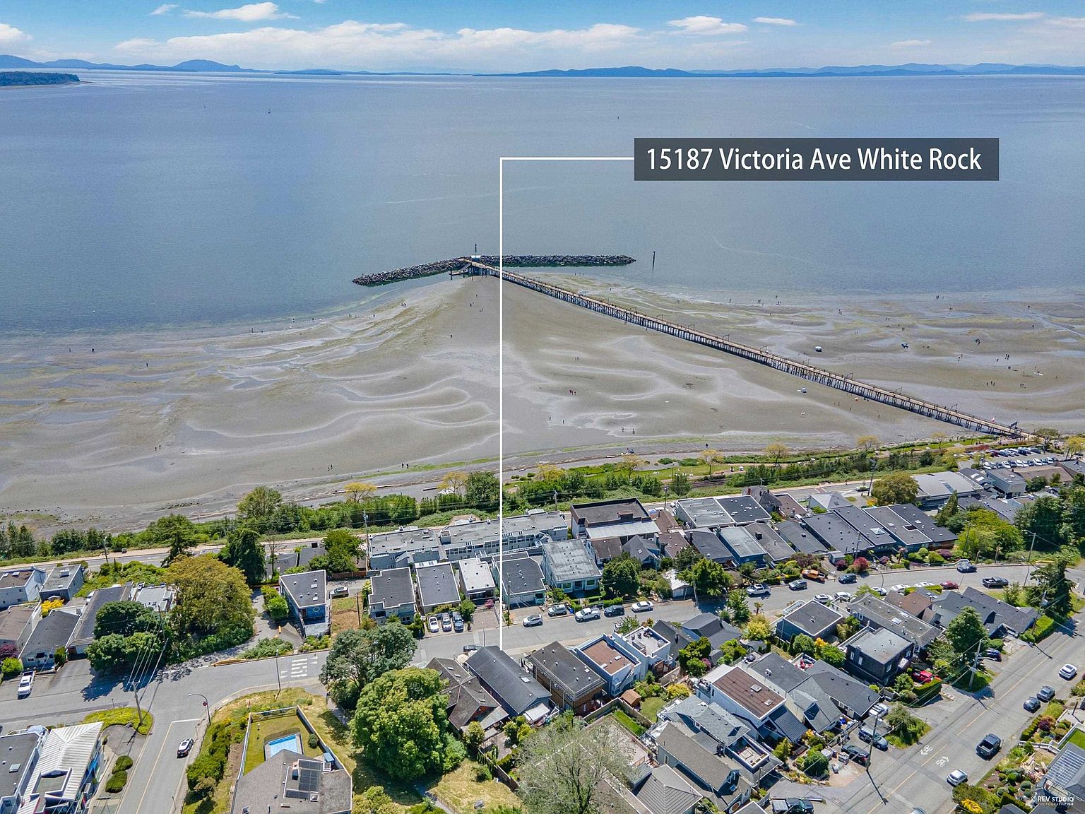 15187 Victoria Ave, White Rock, BC V4B 1G5 | MLS #R2981369 | Zillow