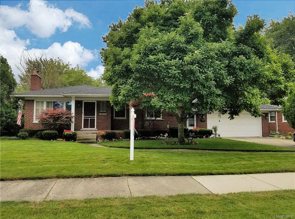 19614 Maxine St, Saint Clair Shores, MI 48080 | Zillow