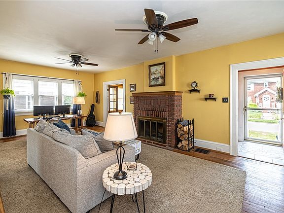 511 Vermont Ave, Erie, PA 16505 | Zillow