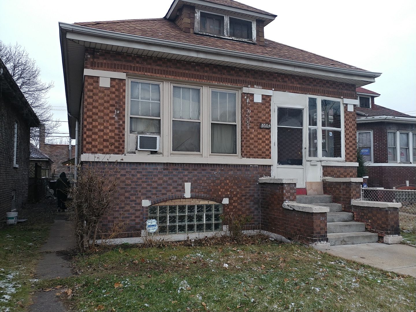 8504 S Baltimore Ave, Chicago, IL 60617 | Zillow
