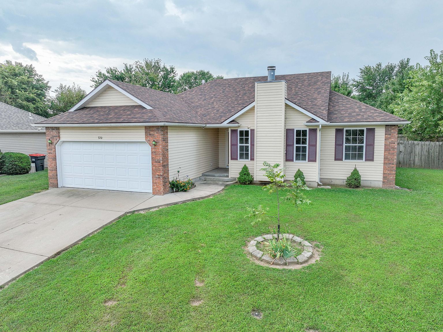 320 Shawnee Court, Clever, MO 65631 | MLS #60276821 | Zillow
