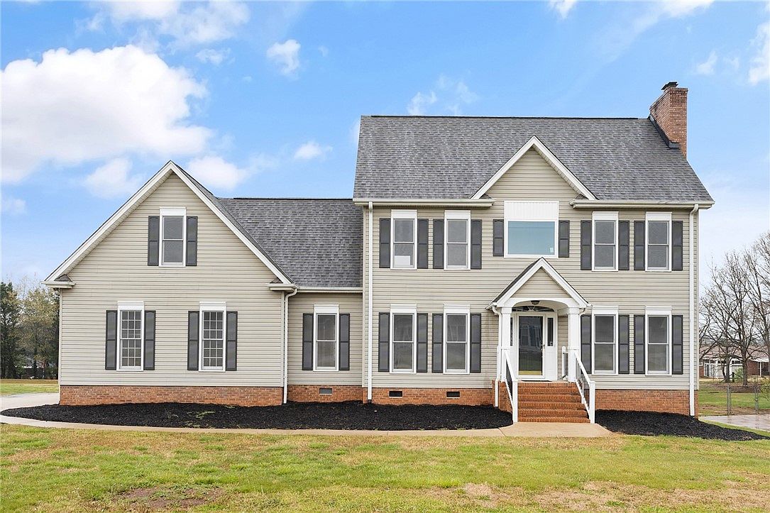 117 Sun Chase Dr, Easley, SC 29642 | Zillow