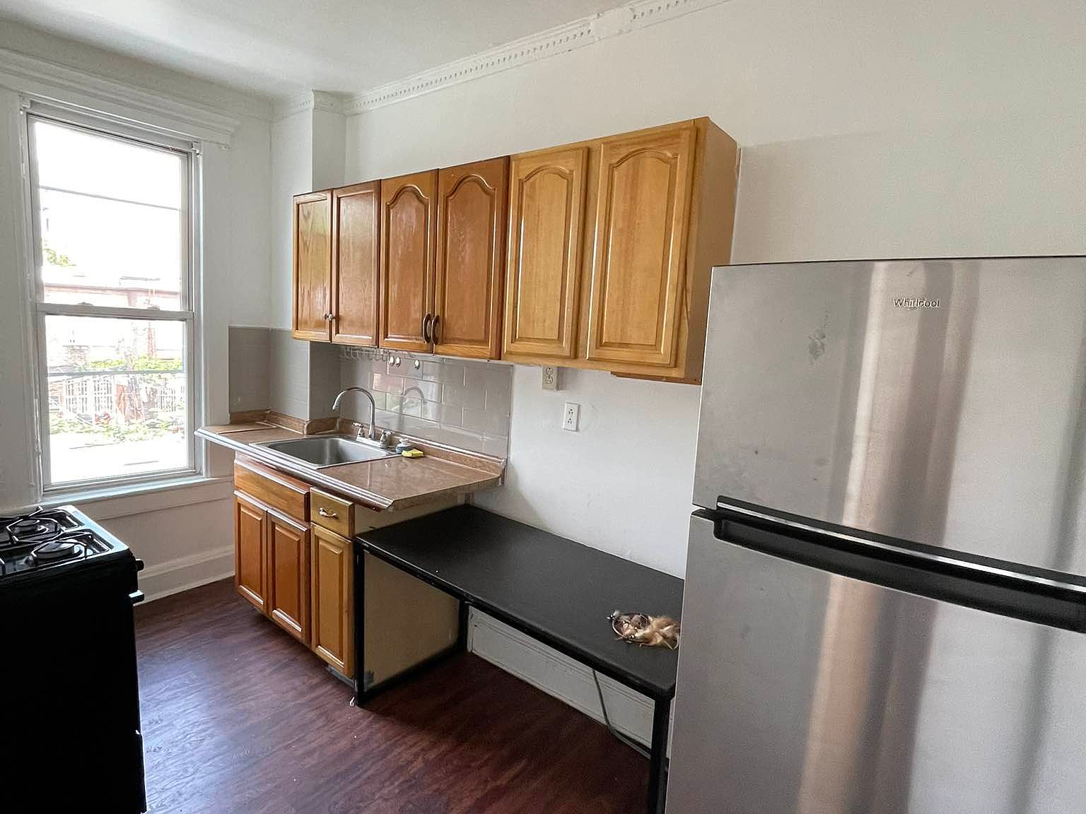 32-14 30th St #2F, Astoria, NY 11106 | Zillow
