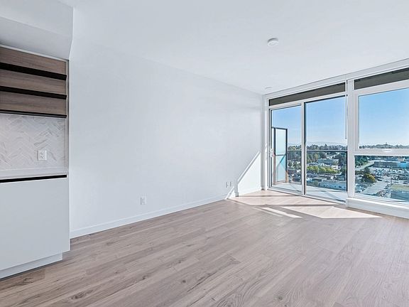 13428 105th Ave #1607, Surrey, BC V3T 1Z4 | MLS #R2830109 | Zillow