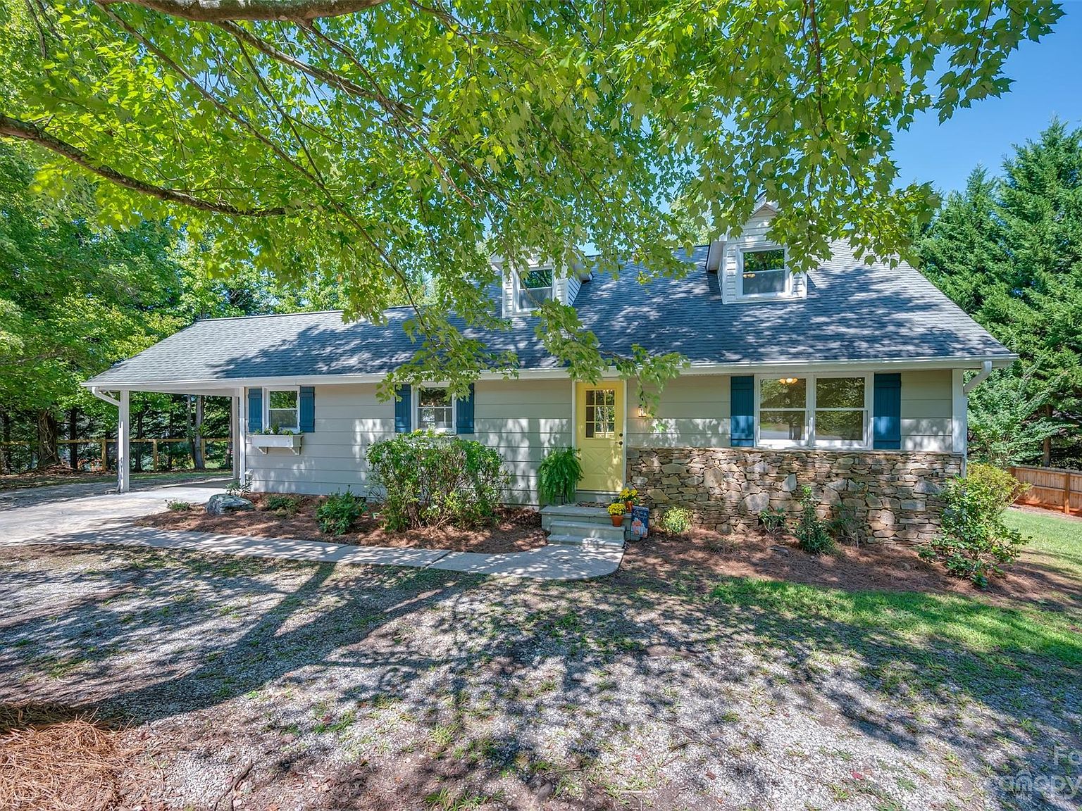 1300 Henderson Rd, Tryon, NC 28782 | MLS #4070201 | Zillow