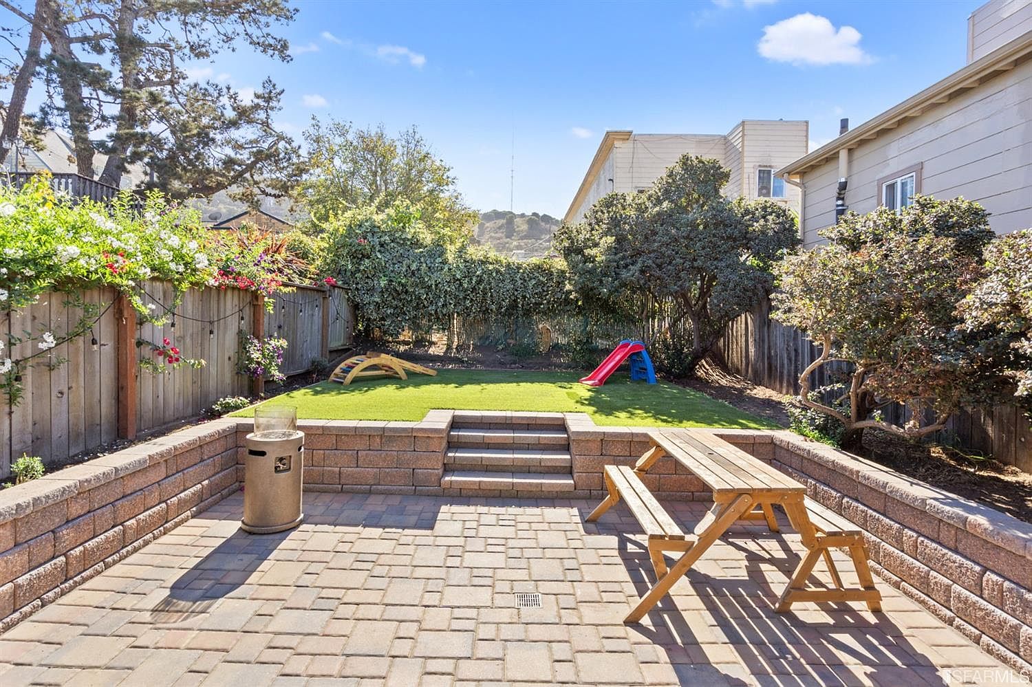 1187 Gilman Ave, San Francisco, CA 94124 | Zillow