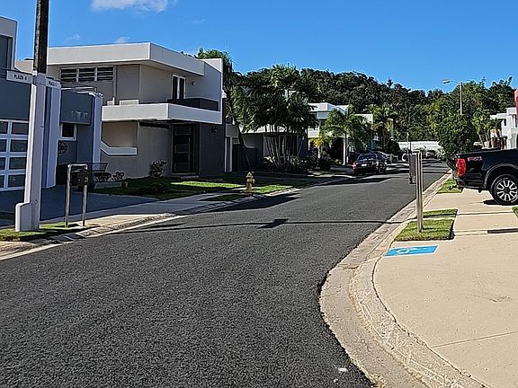 Monte Claromc6 Plaza Calle, Bayamon, PR 00956 | Zillow