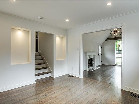 5045 Milam St, Dallas, TX 75206 | Zillow