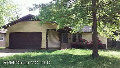1348 S Arcadia Ave, Springfield, MO 65804 | Zillow