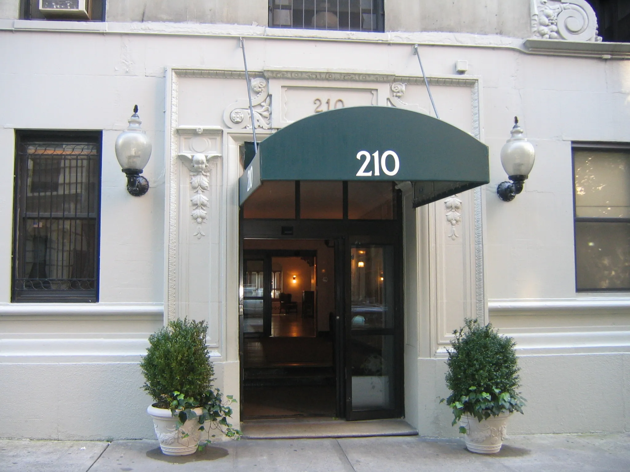 210 West 101st Street #6D in Upper West Side, Manhattan | StreetEasy