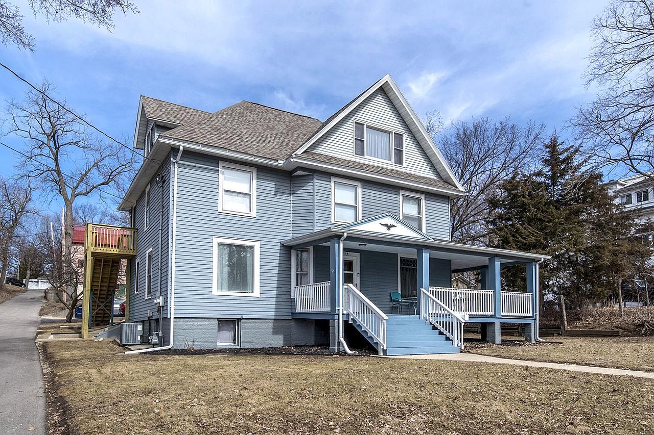 1041 Carrington STREET #1041 1/2, Janesville, WI 53545 | Zillow