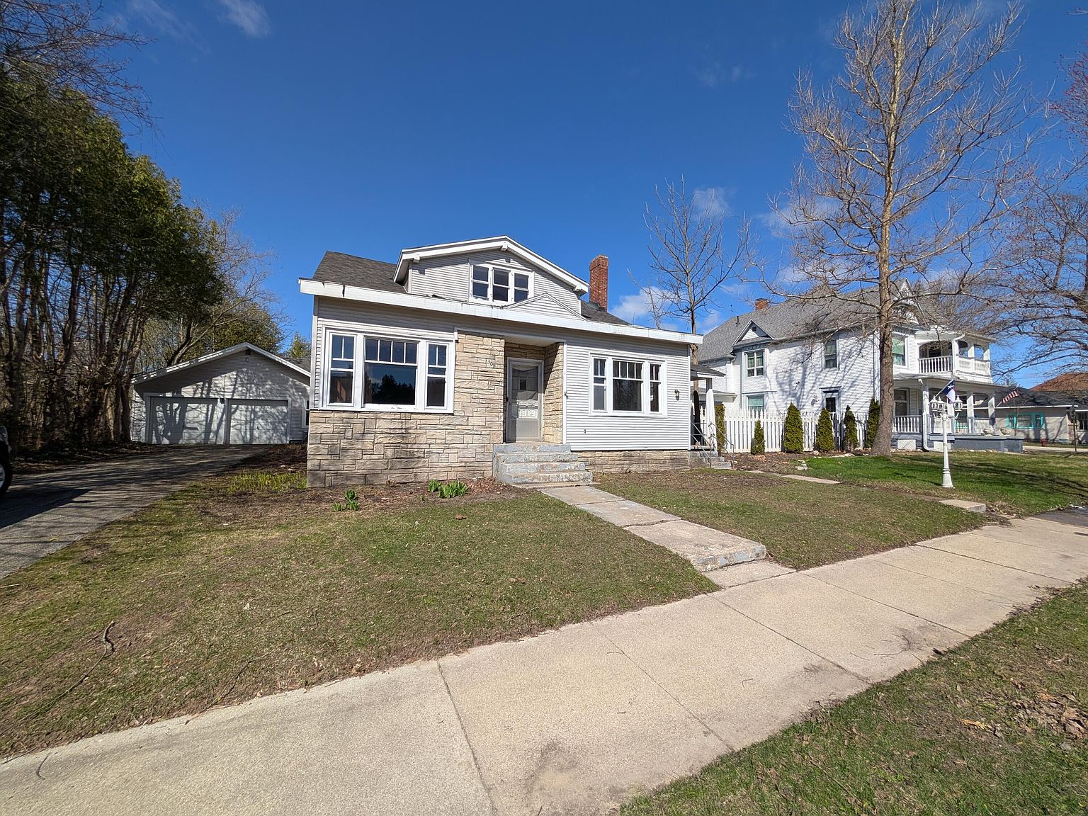 309 N Main St, Scottville, MI 49454 | MLS #25032650 | Zillow