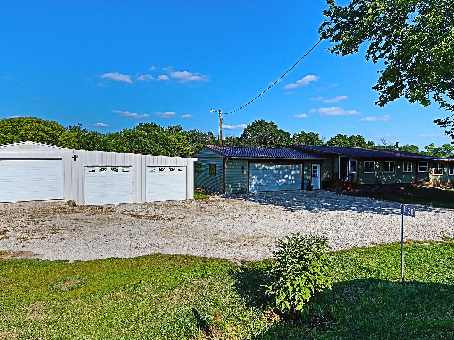 1128 Laredo Ave, Moorhead, IA 51558 | Zillow