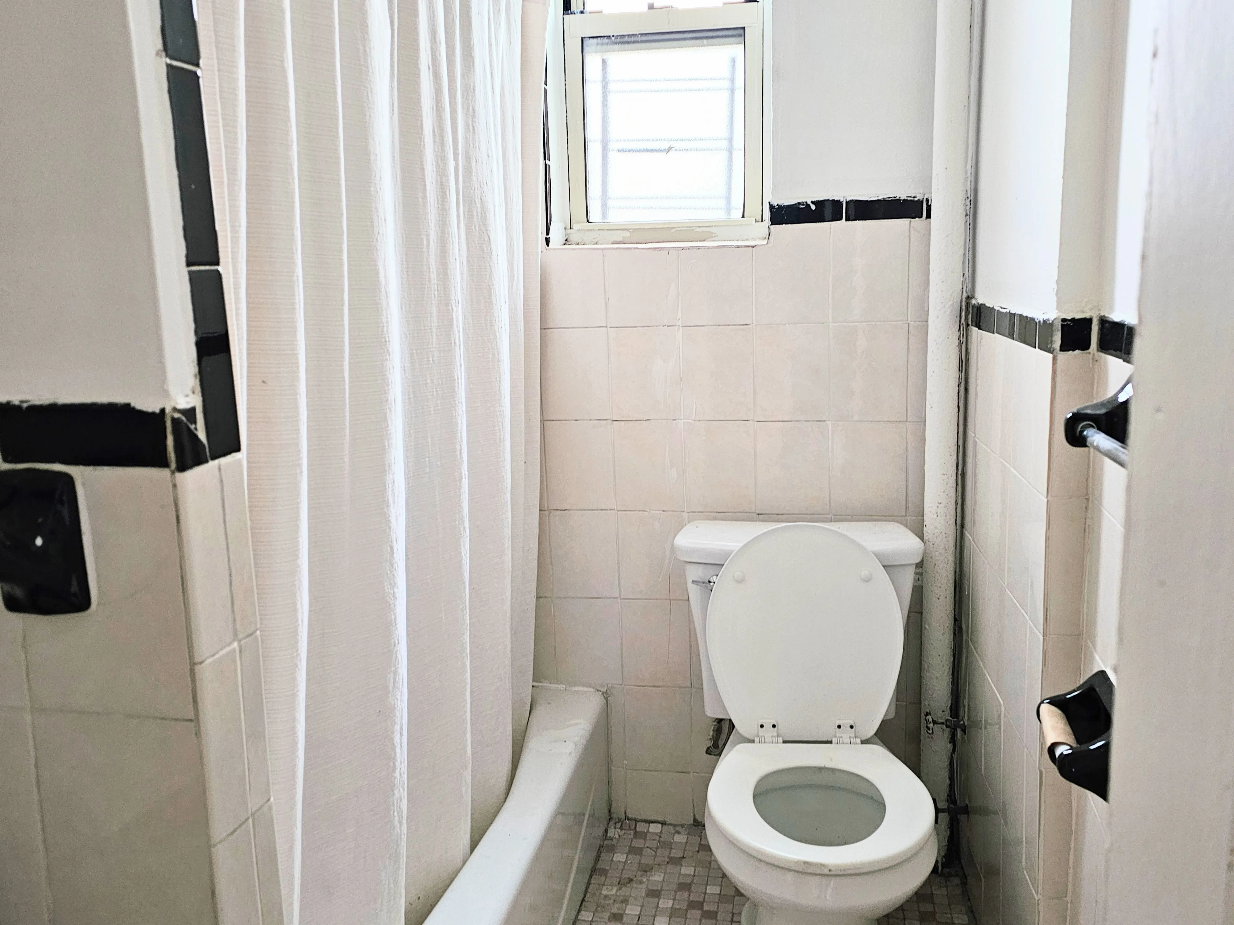 7322 Bay Parkway #B4 in Bensonhurst, Brooklyn | StreetEasy